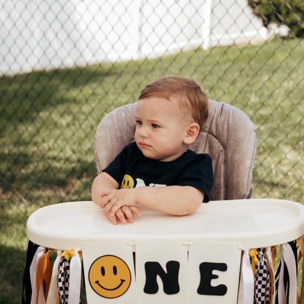 Yellow One Smiley Face Banner, One Happy Dude, First Birthday Boy Decor ...
