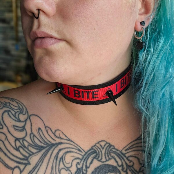 Blackened Vertebrae - Long Spike and Spine Black Matte Lariat Chain ...