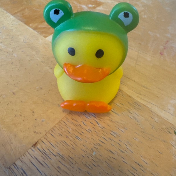 Baby Frog Rubber Duck Cruise Ducks Kids Bath Toys Stress Relief ...