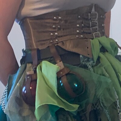 Green Potion Bottle With Leather Holder Potion Flask DRINKING Bottle ...