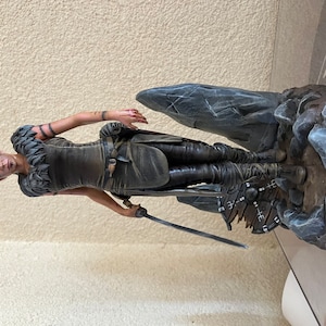 The Last of Us Part II: Ellie Highly Detailed Hand Painted Figure - Etsy