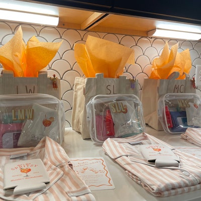 Aperol Spritz Bachelorette, Can Cooler, Spritz Bachelorette, Aperitivo ...