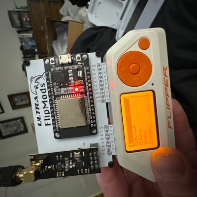 Flipper Zero ESP32/NRF24L01/CC1101 Wifi Dev Board Ultra V1 With 3D ...