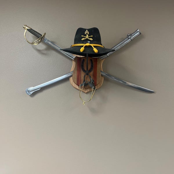 Saber Display | Stetson Display | Spur Display - Etsy