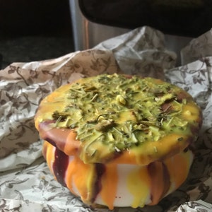 Yule Cauldron Candle / Yule Pillar Candle / Yule Decoration / - Etsy