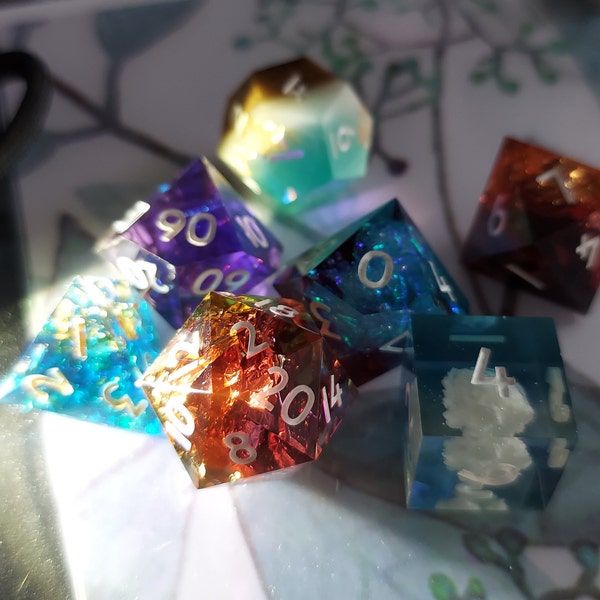 Dice Gacha Random Set - Handmade Resin Sharp Edge Dnd Dice Set for Dnd ...
