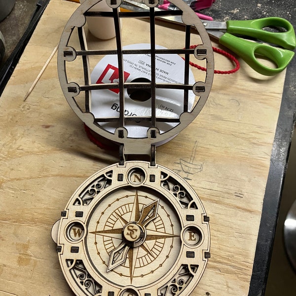 Santa Claus Compass - SVG Laser Cut File, Christmas 3d Plywood Design ...