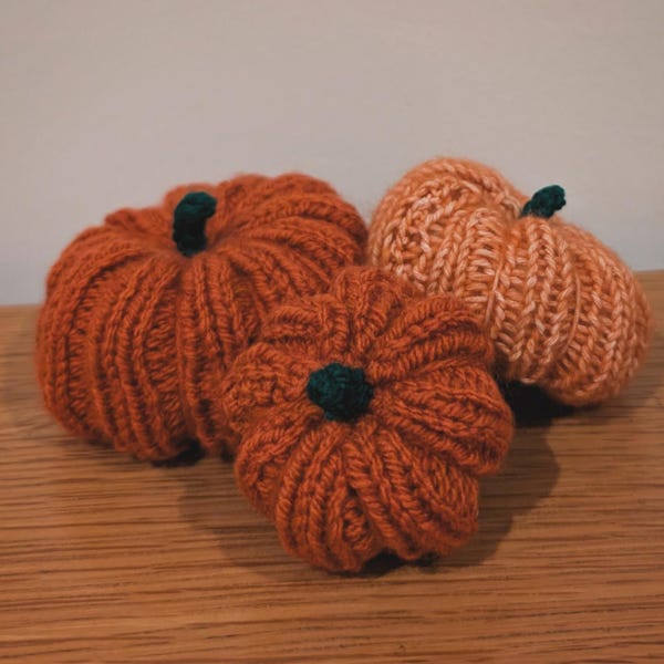 Autumnal Pumpkin Squash Wreath Knitting Pattern - Etsy
