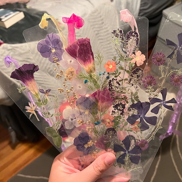 Real Pressed Flowers on Three Piece Stretched Canvas Set, Real Pressed ...