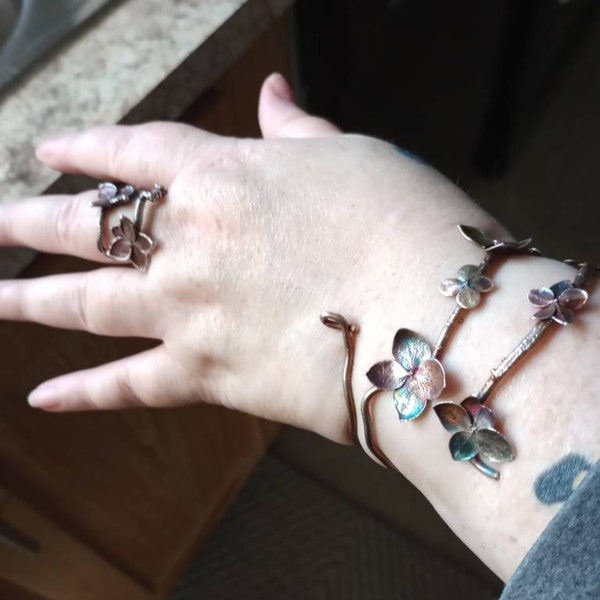 Cute Floral Cuff in Silver With Small Hydrangea Flowers, Floral Ear ...