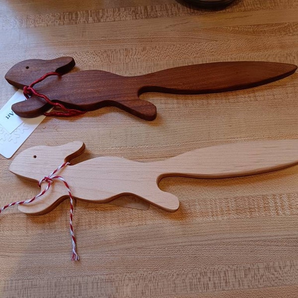 Wooden Squirrel Oven Rack Push Pull Stick, Handcrafted Kitchen Tool ...