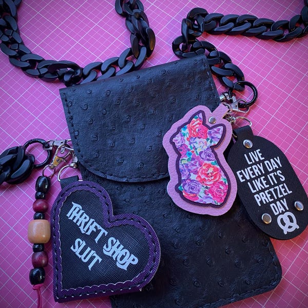 Coffin Key Holder SVG Pattern, Goth Key Cover Faux Leather Pattern ...