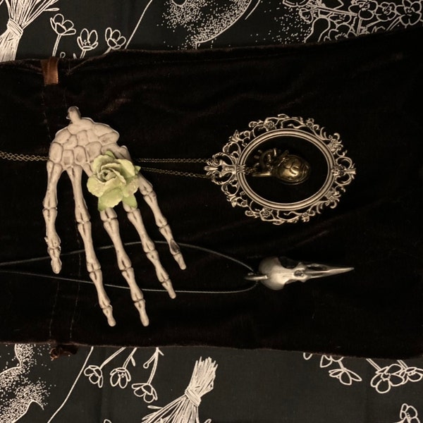 Vampire Fangs Dainty Pendant Necklace Silver Metal - Etsy