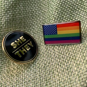 She They Pronoun Pin Silver or Gold 1-inch Round Hard Enamel Femme ...