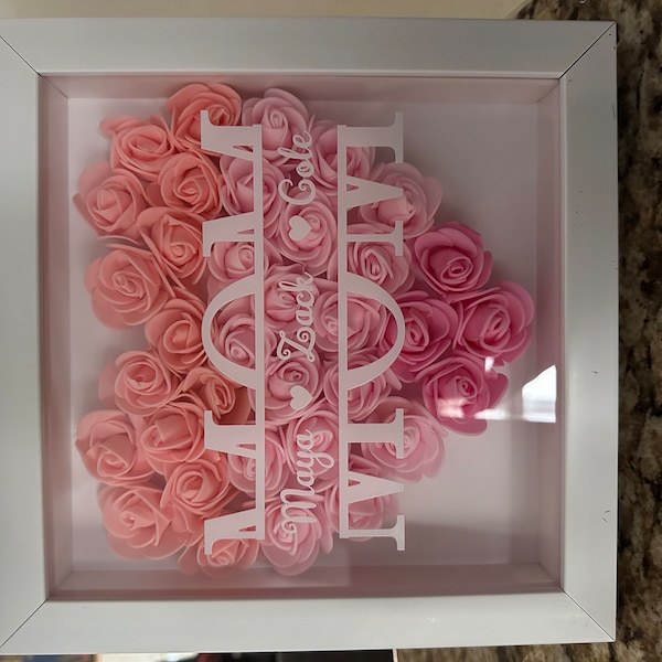 Personalized Flower Heart Shadow Box for Mom,roses Shadowbox With Names ...