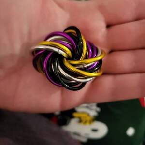 3 Pack: Möbii® Custom Color, Stim Restless Hand Toy, Stress Ball Office ...