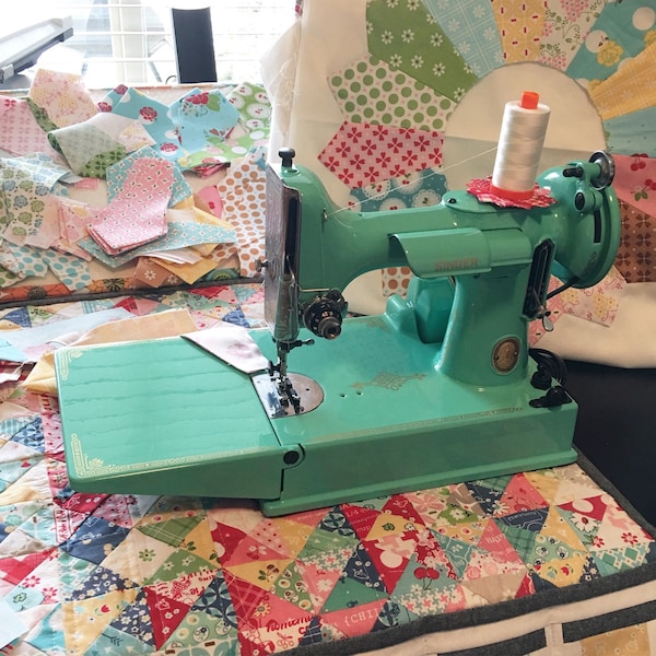Singer Featherweight 221 Sewing Machine Custom Painted Color of Choice ...