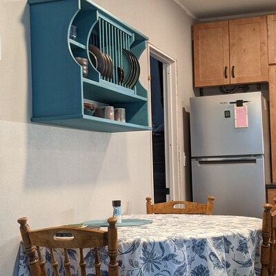 NEW Deluxe Split Shelf Cabinet Wall Counter Wood Plate Dish Rack Mugs ...