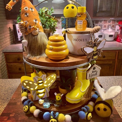 Large Felt Bees. Bee Photo Props. Bee Party Decor. Bee Tiered Tray. - Etsy