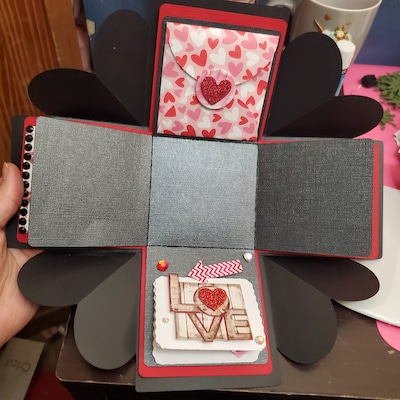 Exploding Box Cricut Pattern SVG, With 7 Different Interactive Elements ...