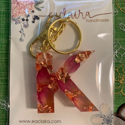 Real Flower Resin Keychain, Rose Petals Keychain, Handmade Custom Key ...