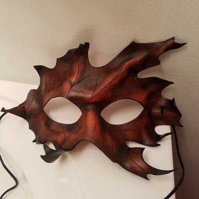Leather Leaf Mask Inspired by the Mighty Oak Tree Leaves - Etsy