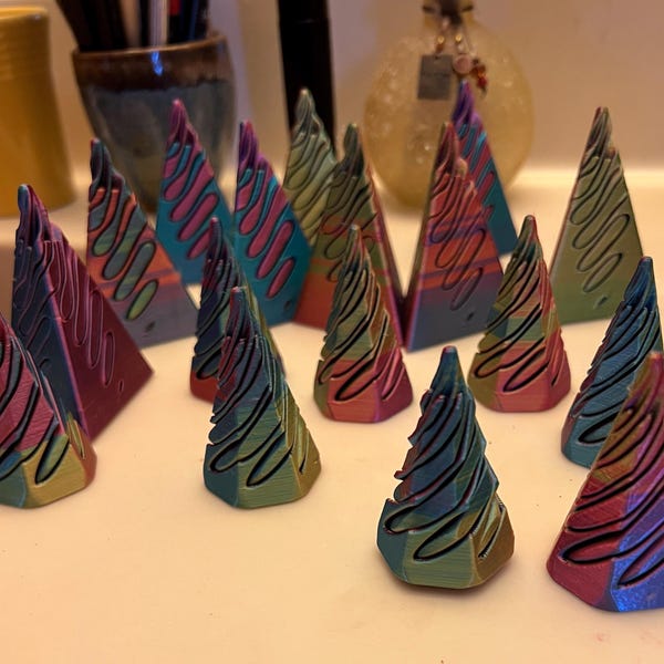 Vortex Pyramid Fidget 3D Printed Desk Toy & Display - Etsy