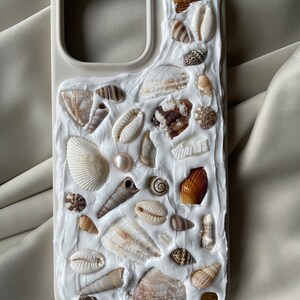 Natural Tones: Handmade Shell Cell Phone Case / Seashell Cell Phone ...