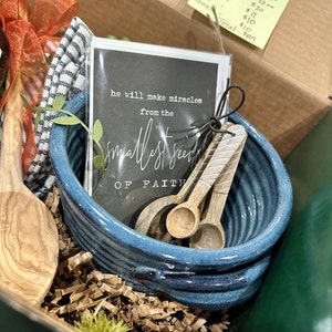 Bread Baker Pottery Bread Baking Pot in Blue Glaze 12 Recipes Included ...