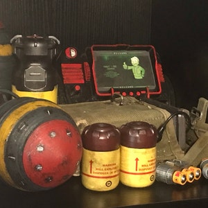 Fallout 4 Stimpak Prop/replica Kit - Etsy