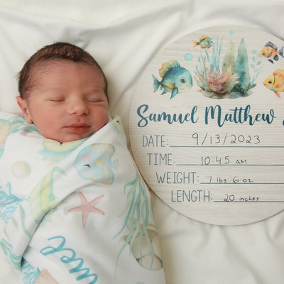 Wolf Birth Stat Sign Round Wood Birth Stat Sign Wilderness - Etsy