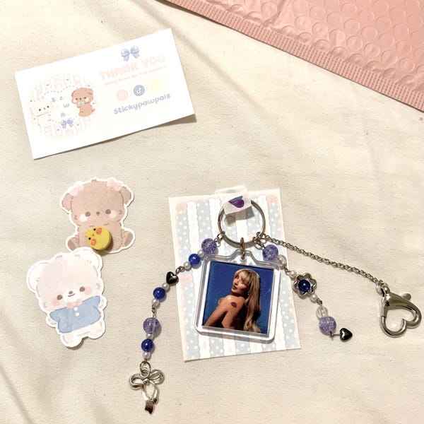 Sabrina Carpenter Inspired Keychain - Etsy