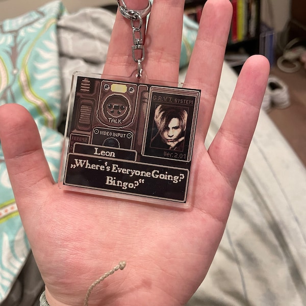 Resident Evil 4 Keychain, Leon Kennedy Keychain, Pixel Art Keychain ...