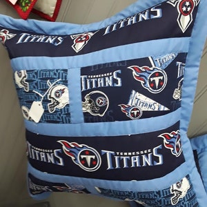 NFL TENNESSEE TITANS Vintage Retro Print Football 100% Cotton Fabric ...