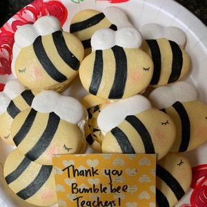 12 Bee Macarons Macaroons | Etsy