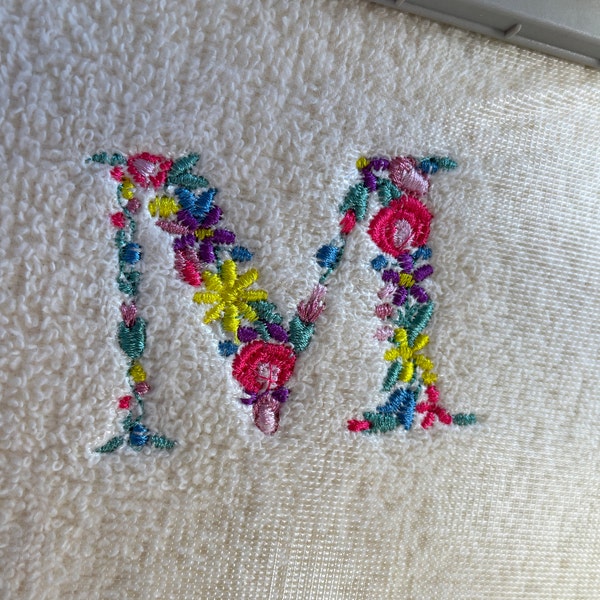 Floral Font Machine Embroidery, A-Z Full Flower Alphabet Embroidery ...