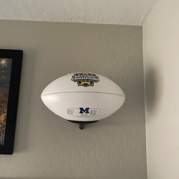 Wall Mount Display Brackets for Baseballs and Softballs ...( Also ...