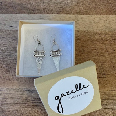 Moroccan Cover Made With Cactus Silk Bright & Sensational 18x18 ...