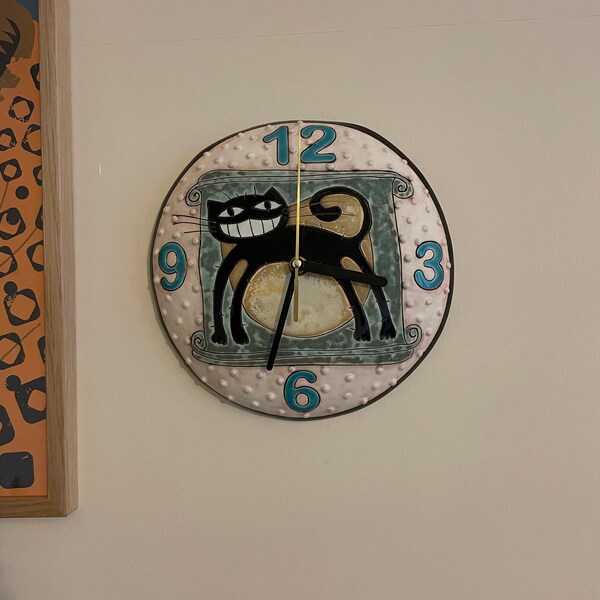 Handbuilt Table Top Clock in a Shape of a Cat, White Cat With Orange ...