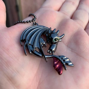 How to Train Your Dragon - Toothless Pendant Necklace - Etsy