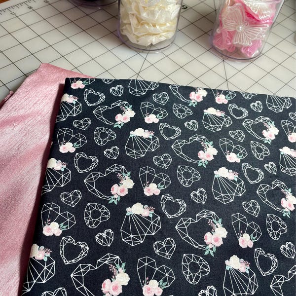 Tula Pink Besties - Heart Burst Quilt Kit - 72" X 92" by Tula Pink for ...