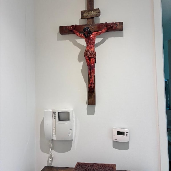 Handmade Realistic Crucifix, Walnut Wood Cross – 3D Jesus Figure ...