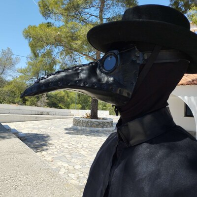 Schnabel Plague Doctor Mask in Leather choose Color - Etsy