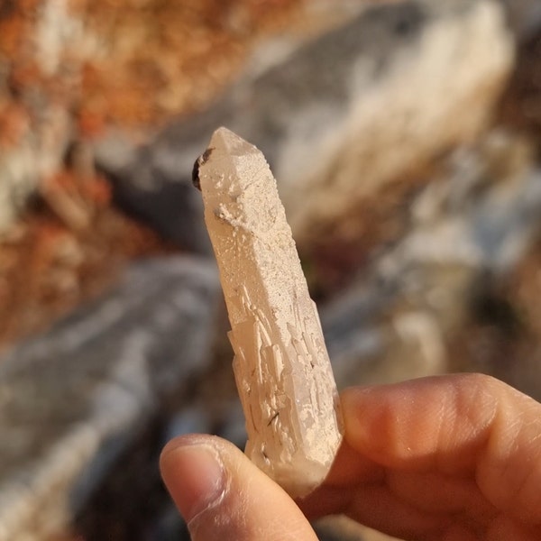 Angel Phantom Quartz Bubble- Amphibole Quartz- Hematite, Limonite ...
