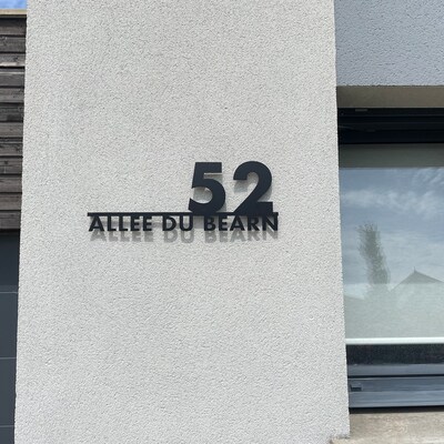 Enhance Your Storefront With Custom Solid Aluminum Signage Crafted for ...