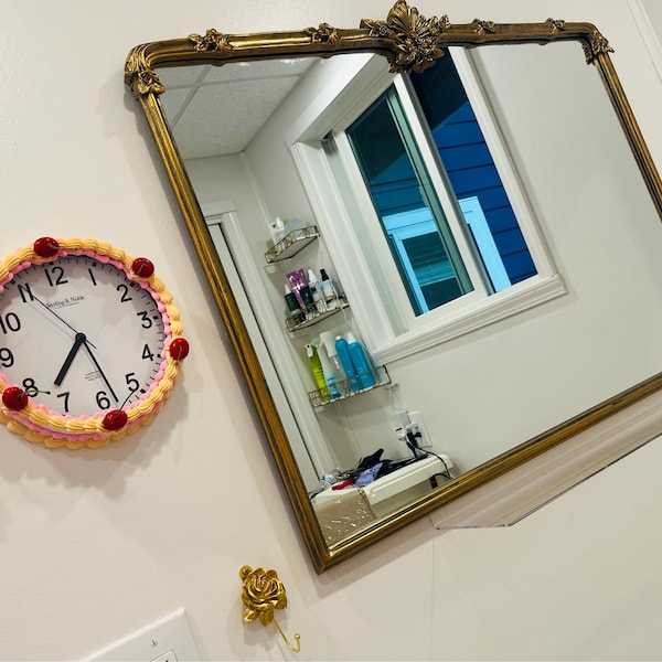 Vintage Style Kawaii Coquette Pink and White Fake Cake Clock With ...