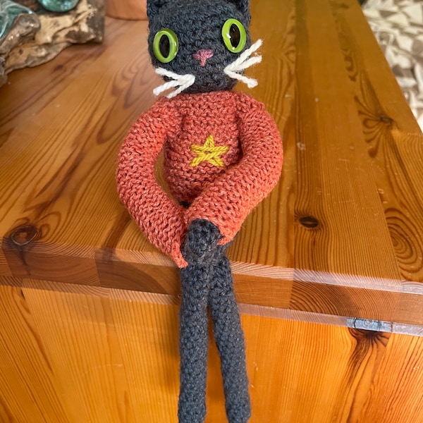 Customizable Crochet Guide: Margot the Cat (knit Sweater and Skeleton ...