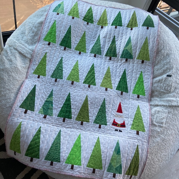 Santa in the Trees Quilt Pattern PDF - Etsy