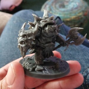 Ukko Hakka Dwarf Fighter / Paladin Unpainted Mini for | Etsy