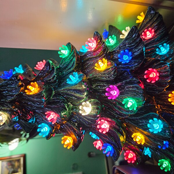 Retro Darling Deer Christmas Wrapping Paper Novelty 50s Decoration ...